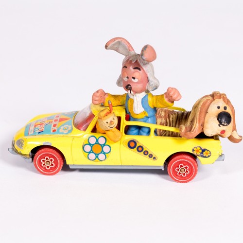 Corgi Toys 807 Magic Roundabout Citroen DS Dougal's Car | eBay UK