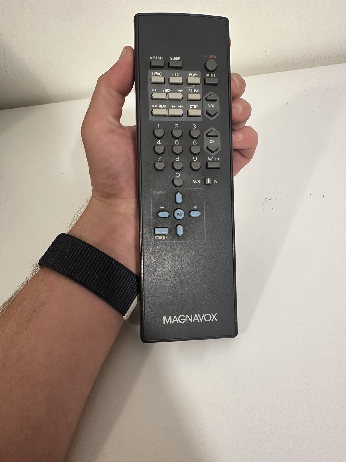 Genuine Magnavox UR12 N/PIP XMITTR TV Remote Control 00M1232A-AA01 TV ...