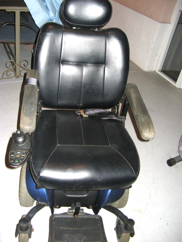 Invacare Pronto m41 powerchair Sure Step with new batteries, charger ...