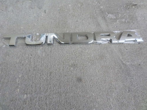 07-13 Toyota Tundra Silver Decal 75471-0C040 Emblem 75471-0C050 Logo ...
