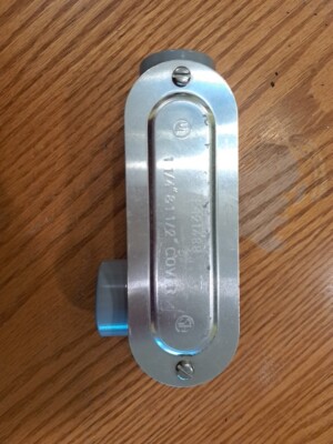 E121488 1-1/2" Metallic LL Electrical Conduit Body, Cover and gasket | eBay