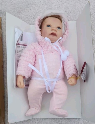 Ashton Drake Tiny Martha Viola 10" Doll Linda Webb Little Ones w/COA & TAG | eBay