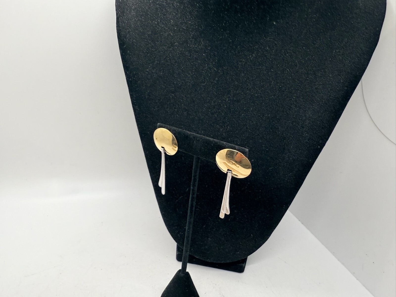 PRETTY MARKED RR SIMPLY WHISPERS GOLD PLATED DANGLE PIERCED EARRINGS ...