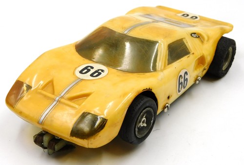 Scratch Russkit Chassis & Mabuchi 26D & Ford GT Lexan Body Slot Car 1: ...