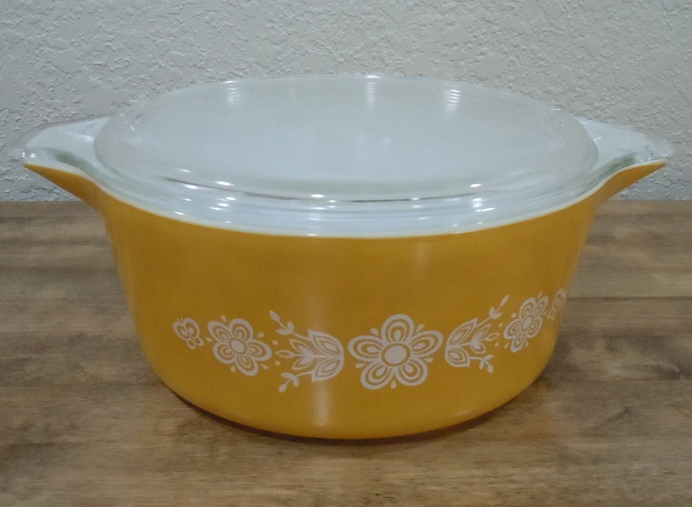 Vintage Pyrex 475-B Butterfly Gold 2 1/2 qt Casserole Dish With ...