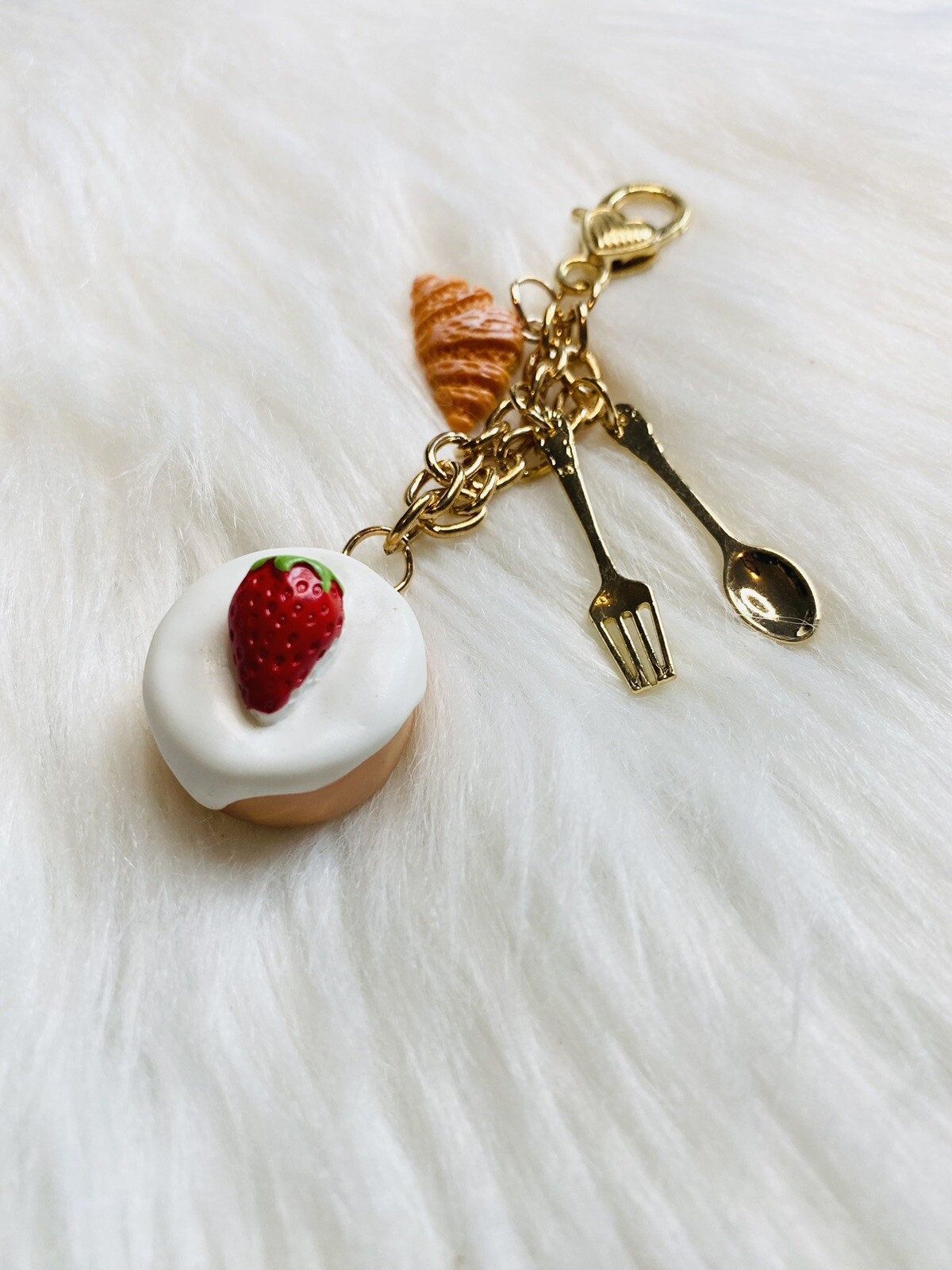 Purse Bag Charm Zipper Pull Keychain Strawberry Scone Scone New ...