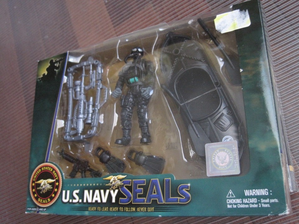 US Army K-9 Scout & US Navy Seals Official Licensed Action Figures NEW ...