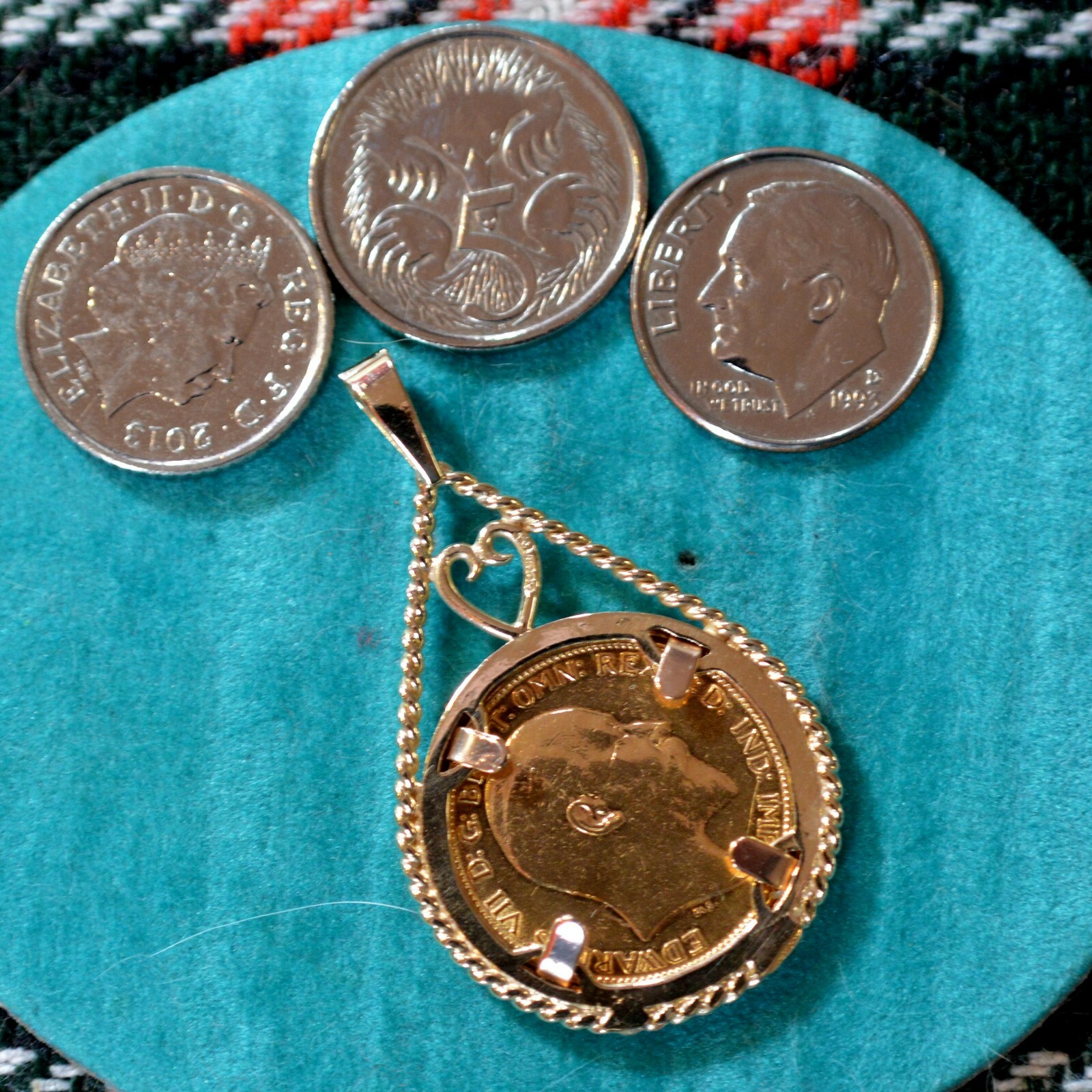 9 ct GOLD new half sovereign pendant mount | eBay UK