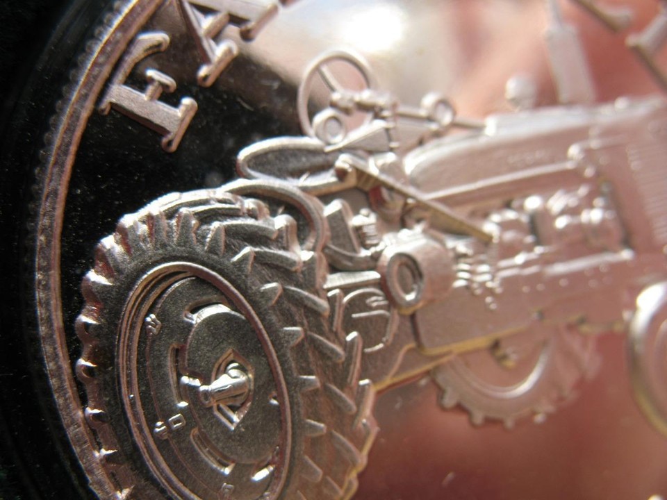 1-OZ RARE FARMALL TRACTOR 1940 MODEL H ENGRAVABLE .999 PURE SILVER COIN ...