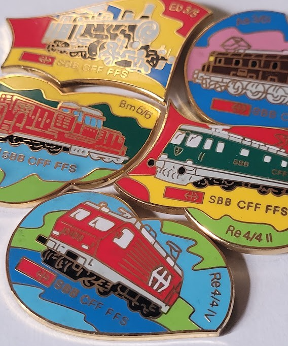 PINS PIN TRAIN LOCOMOTIVE PIN RAILWAY ENGINE COLLECTION PUZZLE 5 PINS ...