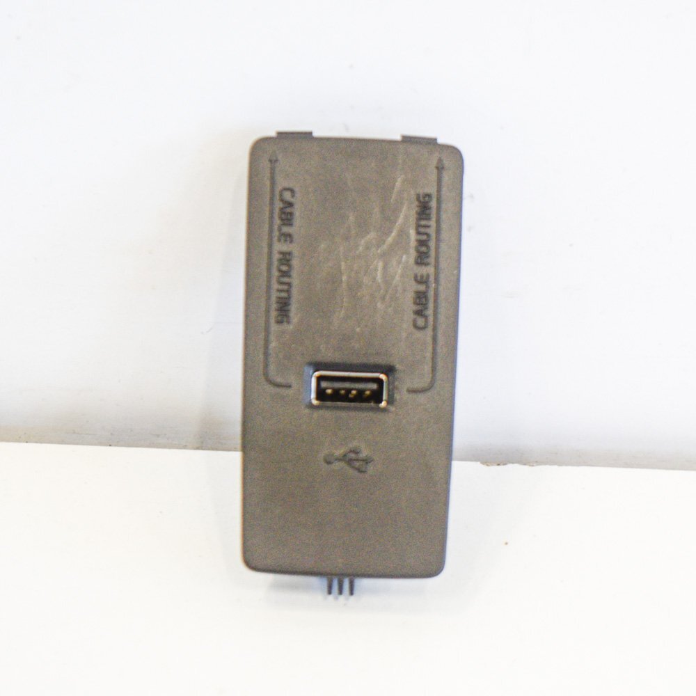 Connettore porta USB VOLVO S90 MK2 2.0 D4 31389705 31497152 140kw 2018 ...
