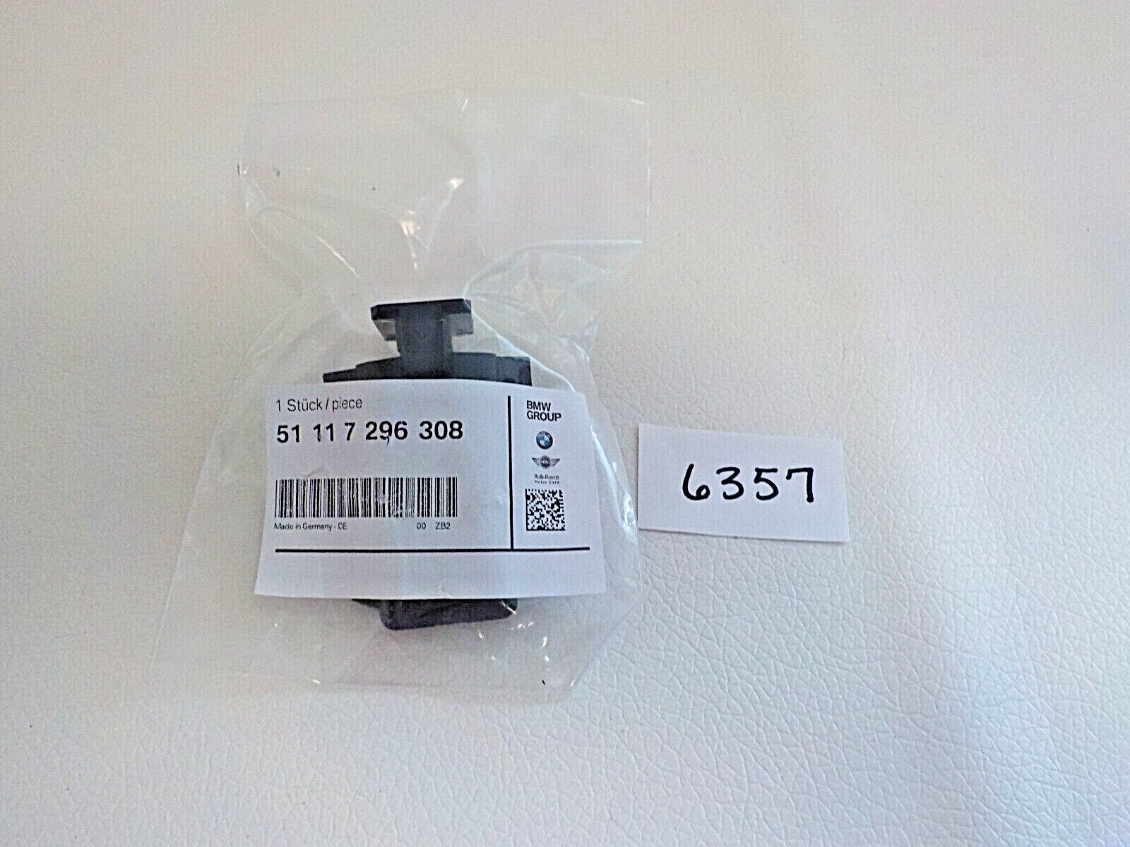 12-21 BMW 2 3 4 Series Front Bumper Center Support Mount OEM ...