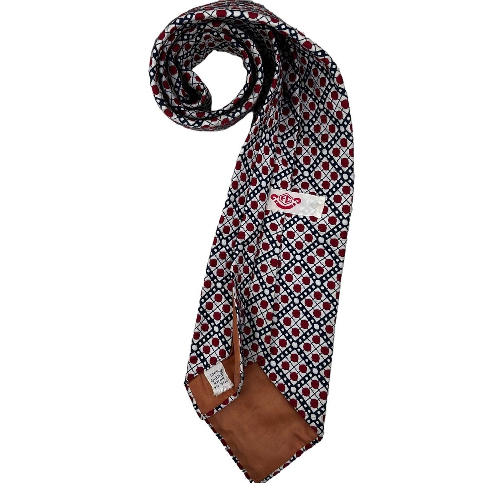 Vintage Oxford Neckwear Co FC Kipper Tie Geometric Design Red Black and ...