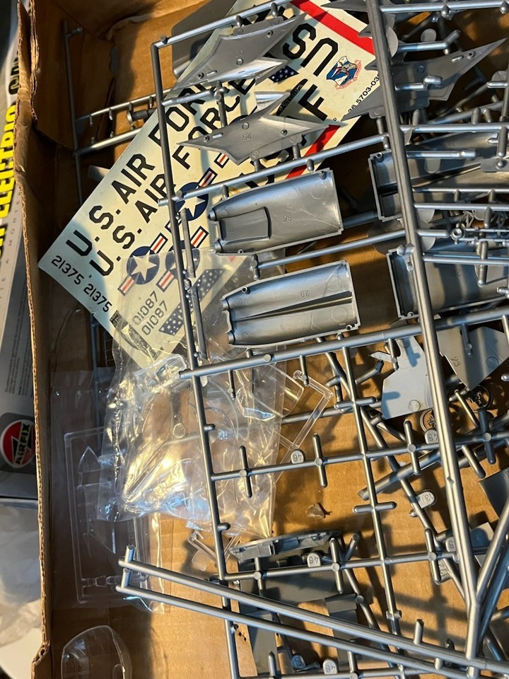 Vintage Monogram Model #5703 B-36 Peacemaker w Box Manual Decals | eBay