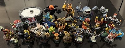 Lot of 25 +Activision Skylanders Action Figures + Base | eBay