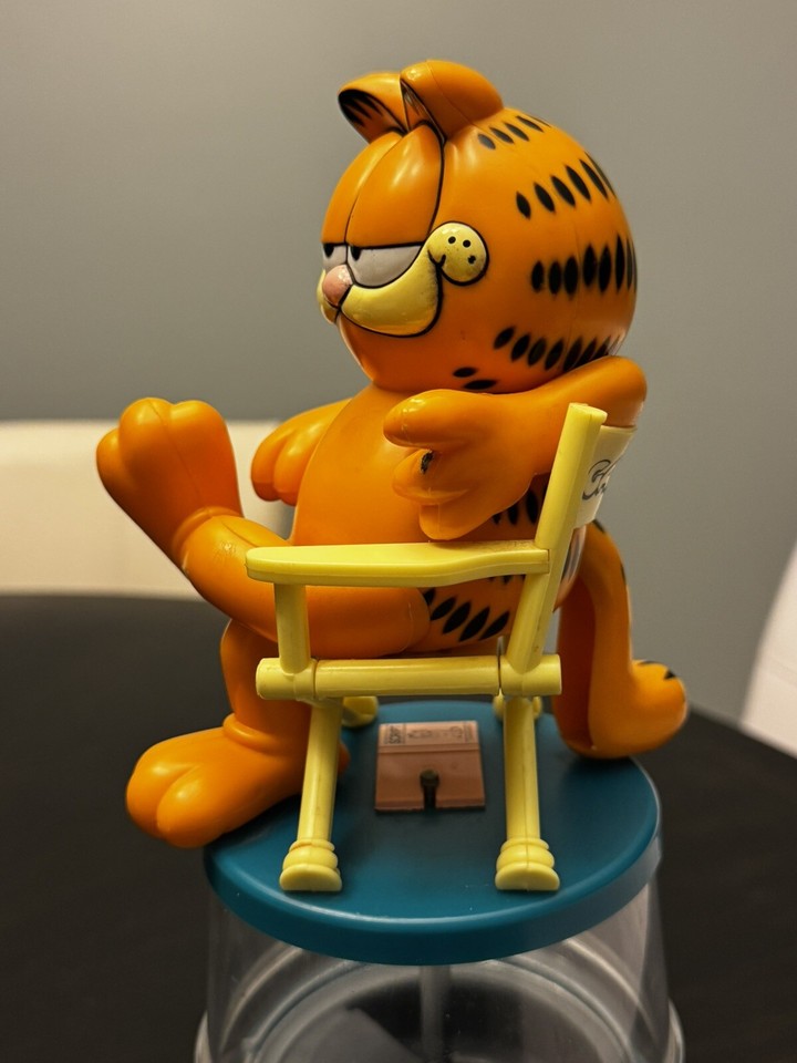 Vintage Garfield Movie Director Gumball Vending Machine Superior Toy ...