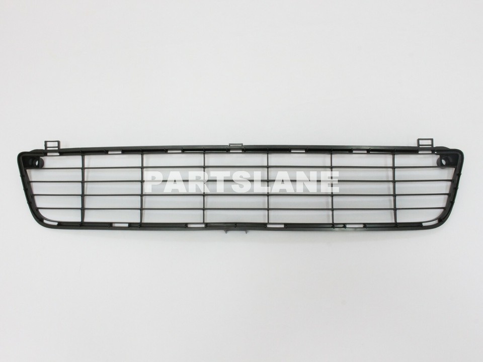 Toyota Hilux GGN15 OEM Genuine Lower Radiator Grille 53112-0K050 | eBay