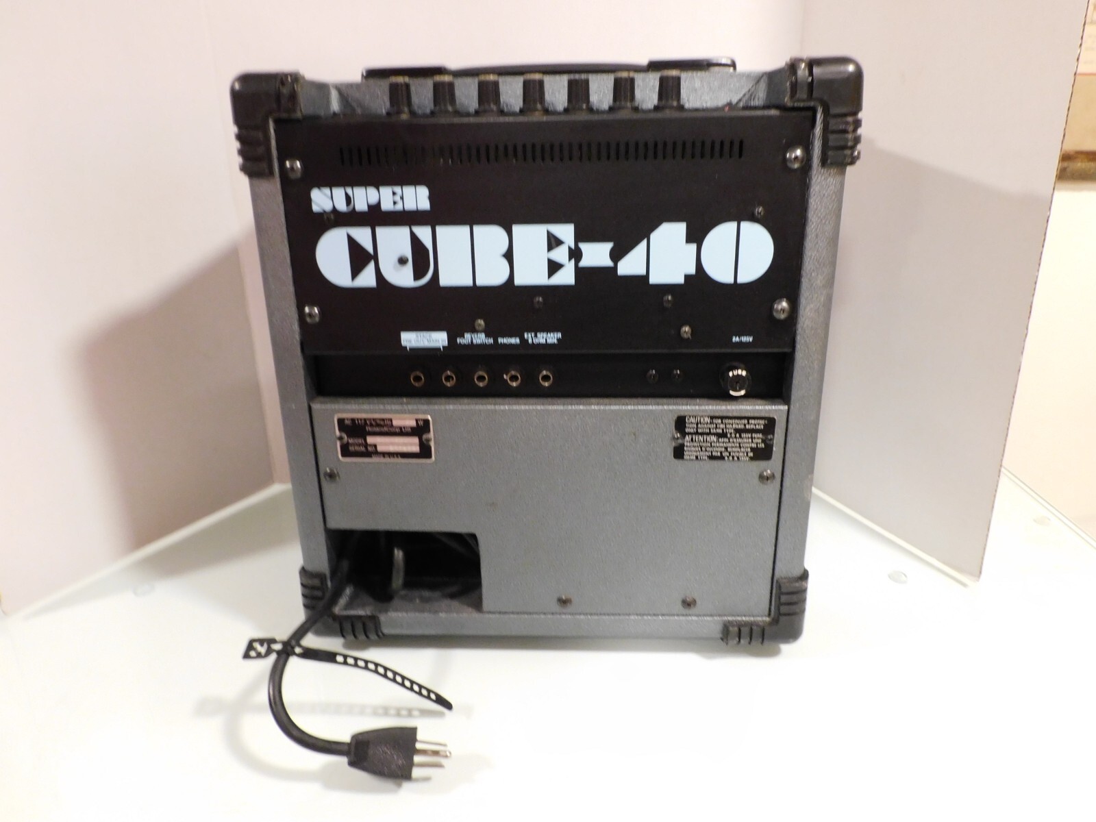 ROLAND SUPER CUBE 40 GUITAR AMPLIFIER | eBay