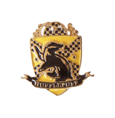 OLD HARRY POTTER HUFFLEPUFF QUIDITCH CREST WARNER BROS LAPEL PIN BADGE ...