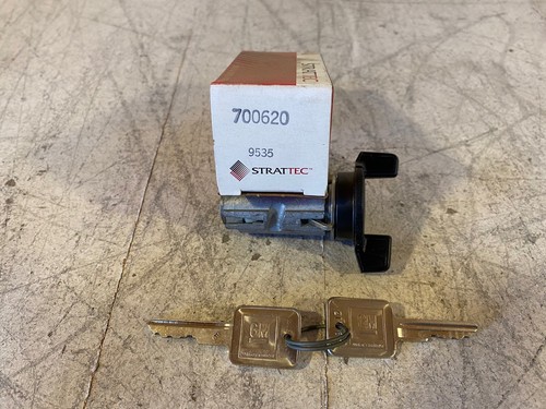 New Strattec / GM Ignition Lock Cylinder , 700620 , With (2) Keys | eBay