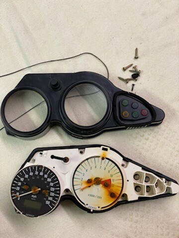 01 Suzuki SV650 S Speedo Speedometer Cluster Gauge 34119-20F21 FOR ...