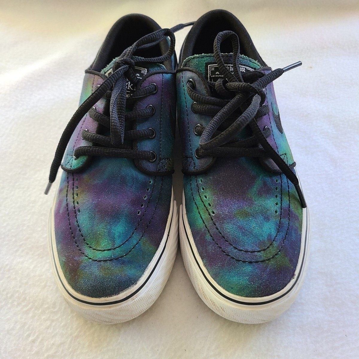 Nebula Nike Stefan Janowski