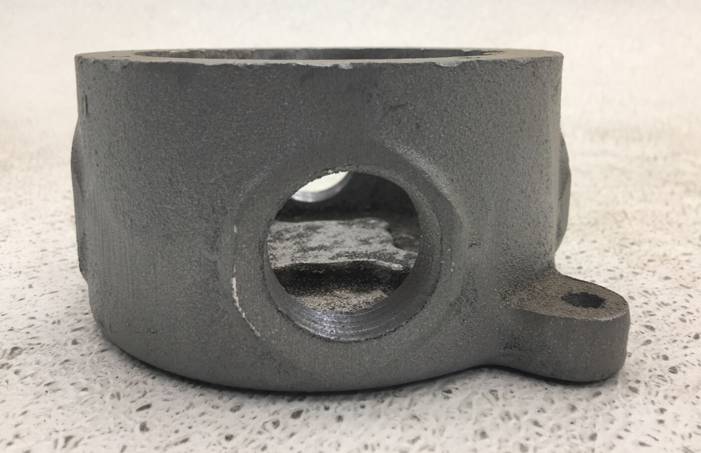 GRFX329-SA CROUSE HINDS 4 HUB ROUND CONDULET OUTLET BOX 1 INCH HUBS ...