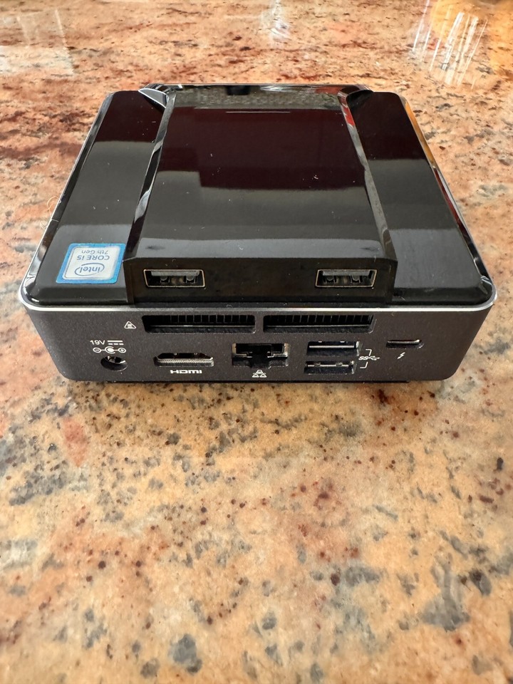 Intel NUC NUC7i5BNK Intel i5-7260U 2.2GHz, 8GB RAM SSD 256 NVMe Win 10 ...