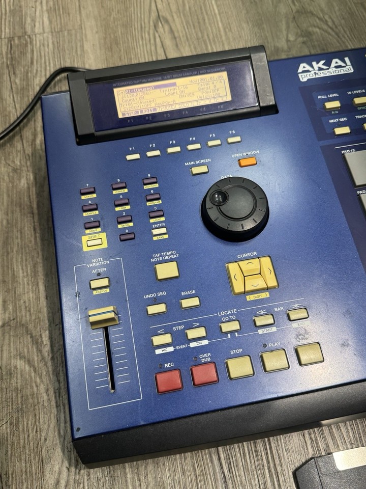 AKAI Professional MPC2000XL MIDI Production Center - Blue | eBay
