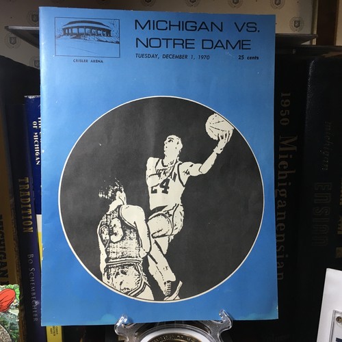 1970 Michigan Notre Dame Basketball Program. Crisler Arena. 12-1-1970 ...