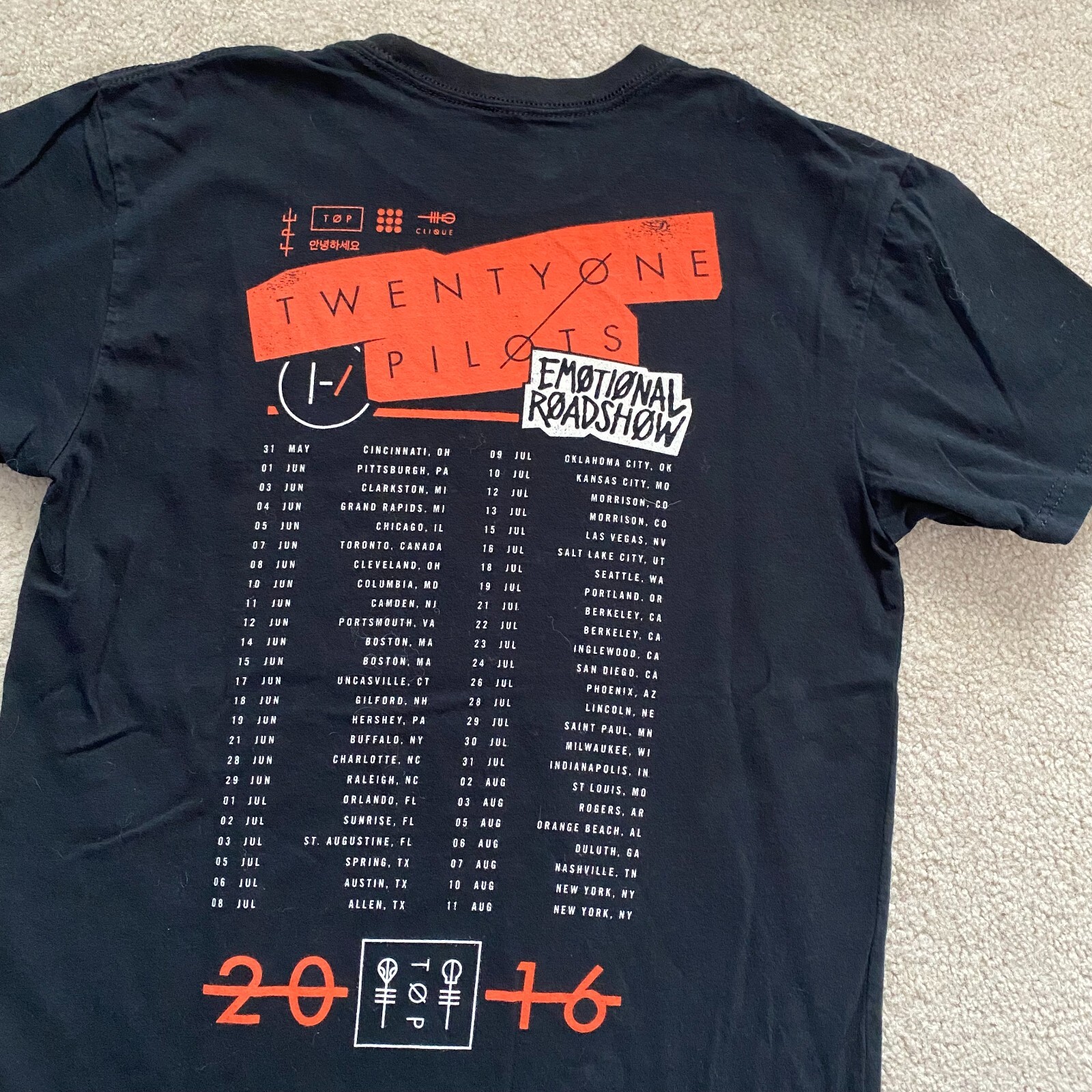 Twenty One Pilots S Emotional Roadshow 2016 Tour Doub… - Gem
