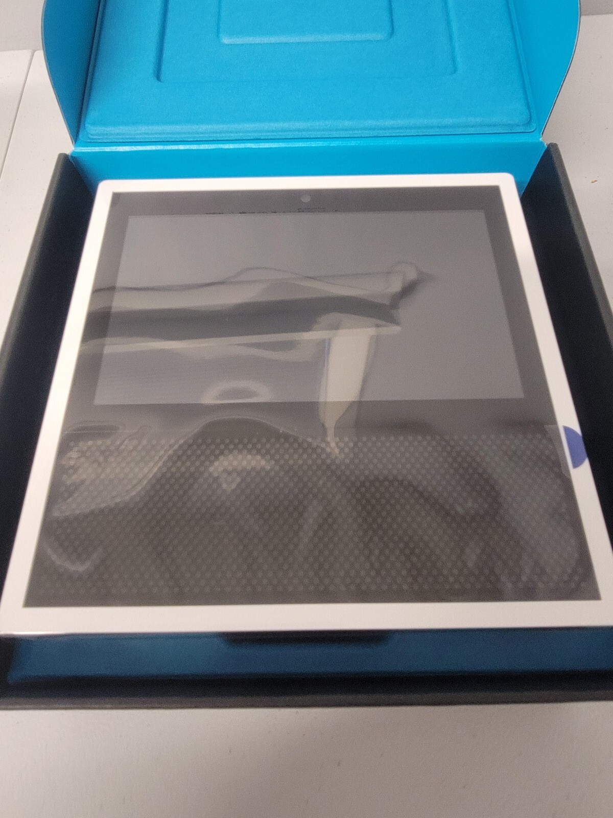 Amazon Echo Show 1st Gen Smart Speaker with Alexa - White (B010CEHQTG ...