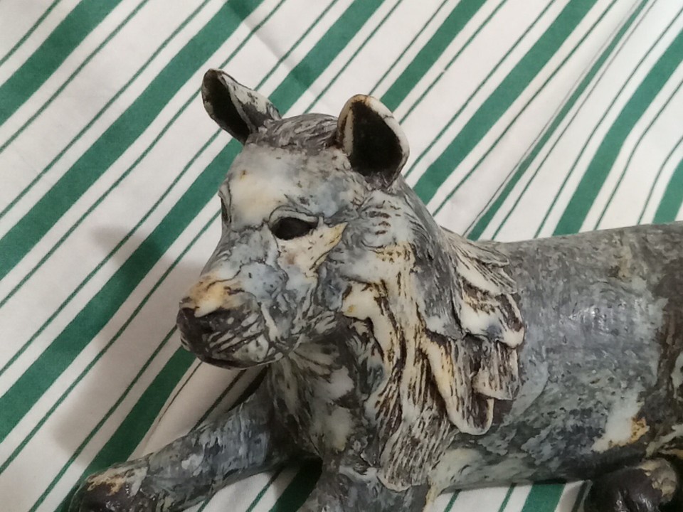 -*{J95} Vintage Marbled Light Weight Stone Resting Wolf 7inch signed M ...
