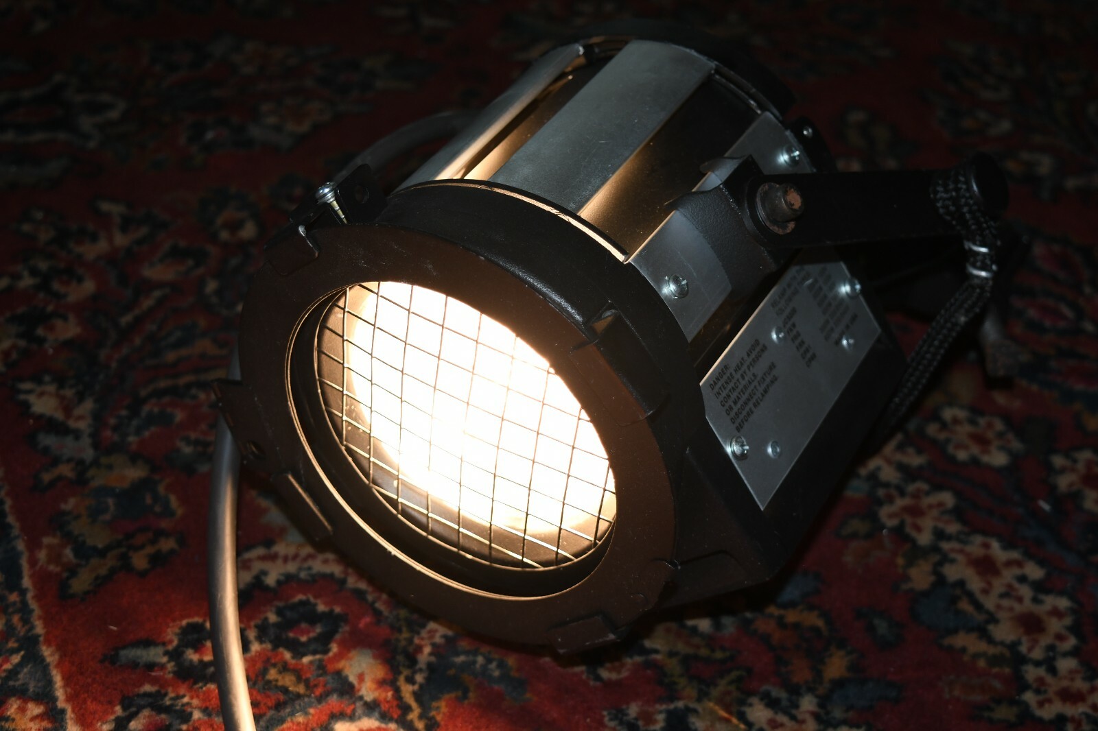 Altman 650L Fresnel Light Fixture - for sale online | eBay