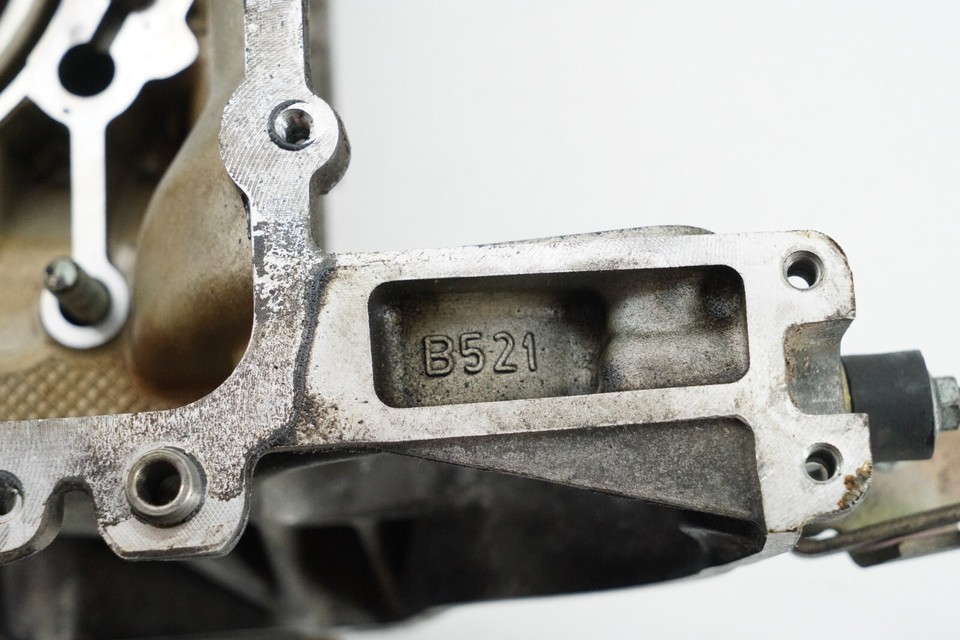 2002 Porsche Boxster 3.2L M96.21 Right Side Engine Motor Cylinder Block ...