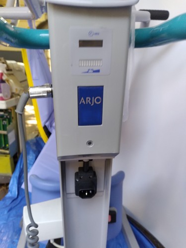 Arjo Sara 3000 Sit-to-stand Standing Aid Lift Scale 2x Battery Charger ...