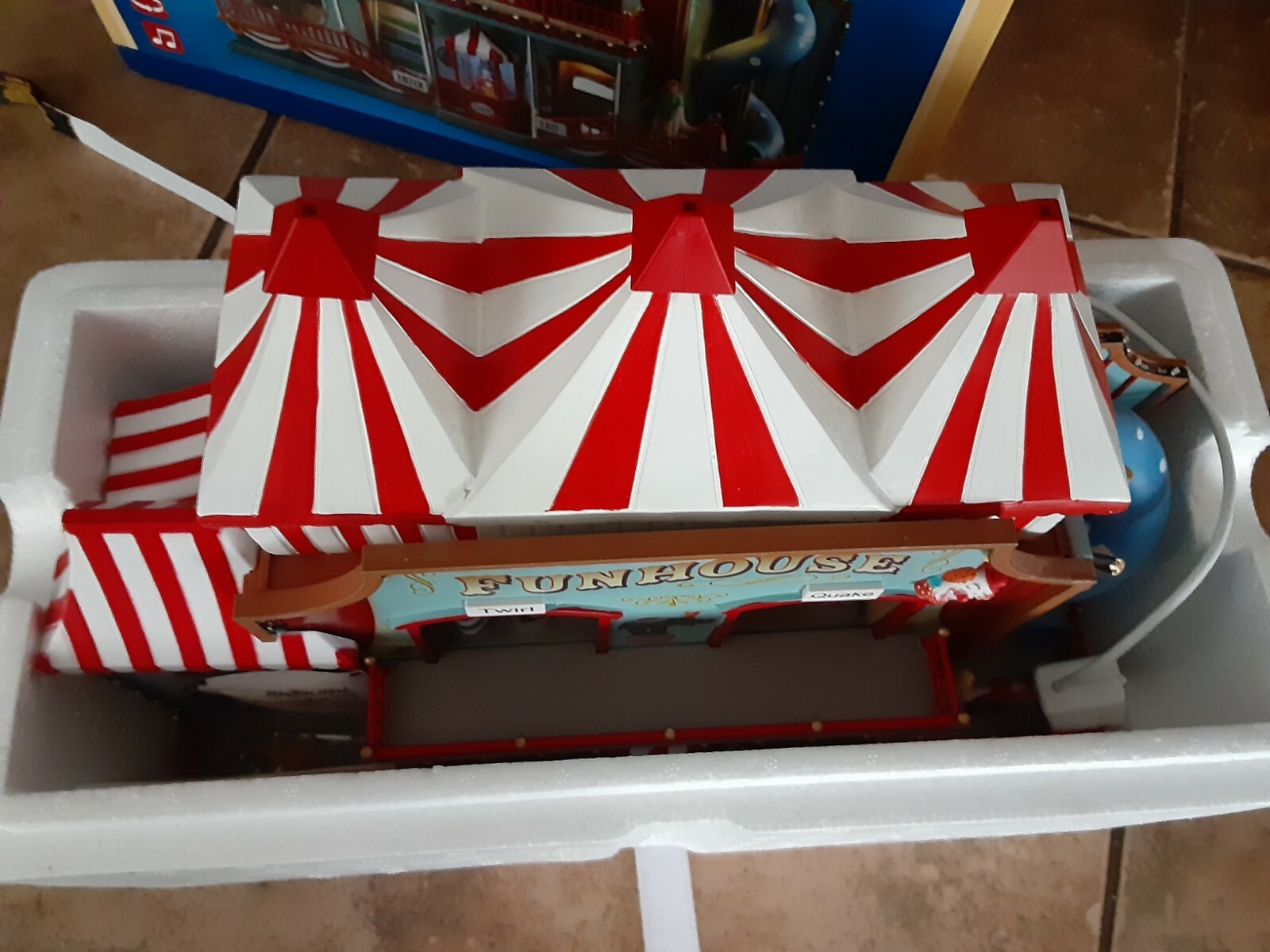 Lemax 2020 CIRCUS FUNHOUSE #05616 NRFB Carnival Ride Sights & Sounds ...