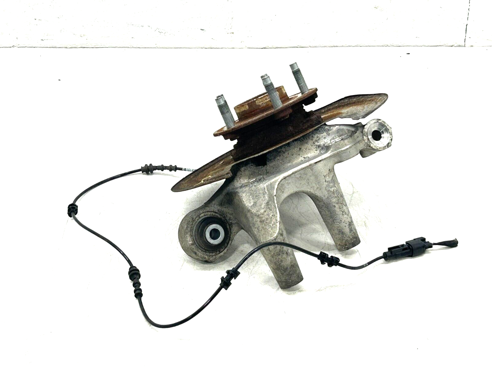 2016-2021 CHEVY MALIBU REAR RIGHT SIDE SPINDLE KNUCKLE WHEEL HUB ...