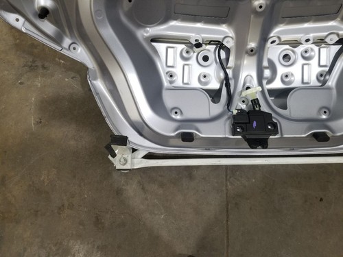 22-23 TOYOTA GR86 OEM TRUNK DECKLID SILVER - SEE IMAGES | eBay