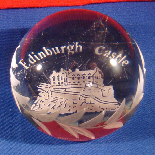 Edinburgh Castle Etched Crystal Round Dome 3” Paperweight - Very ...