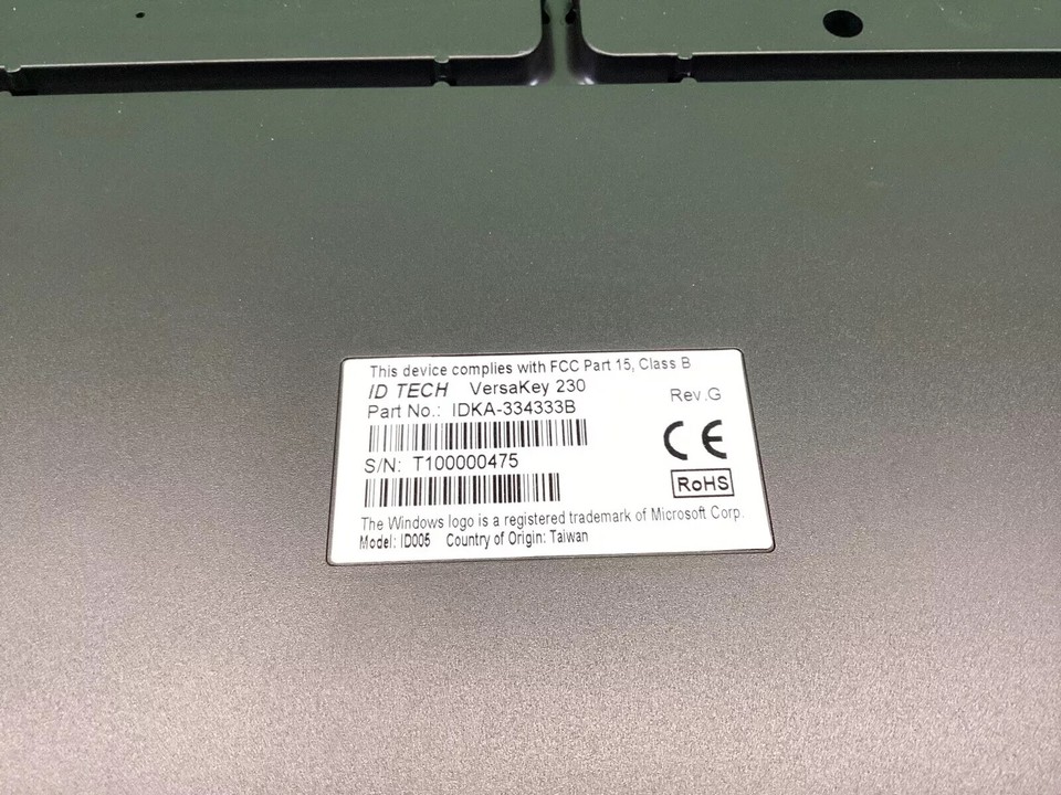 ID Tech Versakey 230 POS Keyboard w/ MagStripe Card Reader PN: IDKA ...