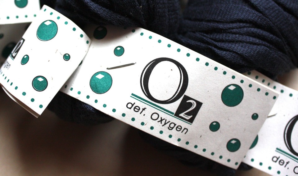 Berroco O2 Oxygen Yarn 5 Skeins Brand New Navy 9506 | eBay