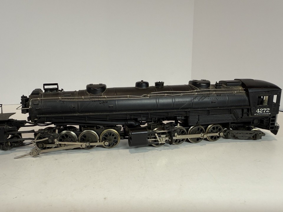 Rivarossi HO Southern Pacific 4-8-8-2 Cab Forward Locomotive #4274 ...