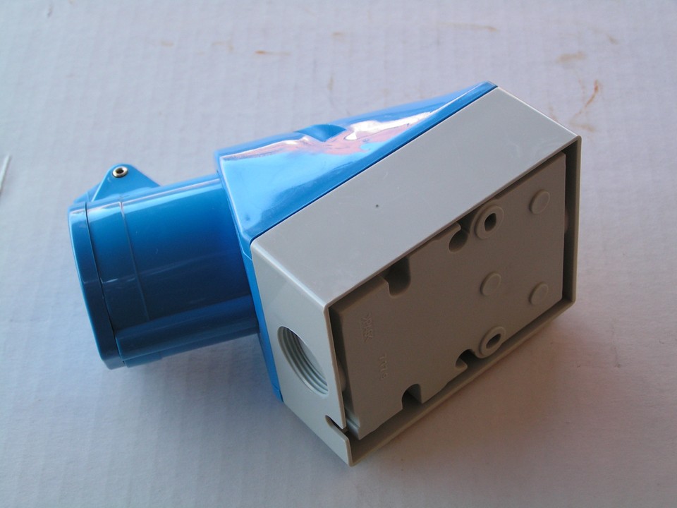 Altech ABL17 Straight Receptacle 16A-6H/230V 2P +Ground NEW!!! Free ...