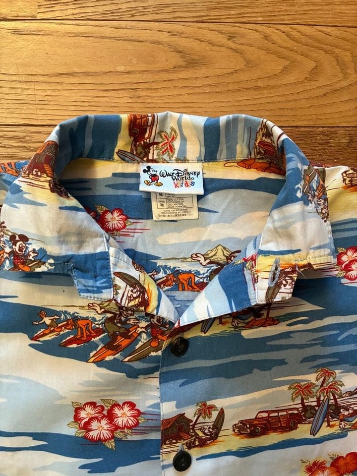 Disney Hawaiian Surf Pattern Short Sleeve Aloha Shirt M Hawaiian Print ...