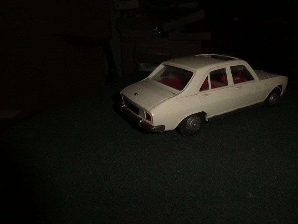 Joustra Peugeot 504 Limousine mit Friktion 60ies Top | eBay.de