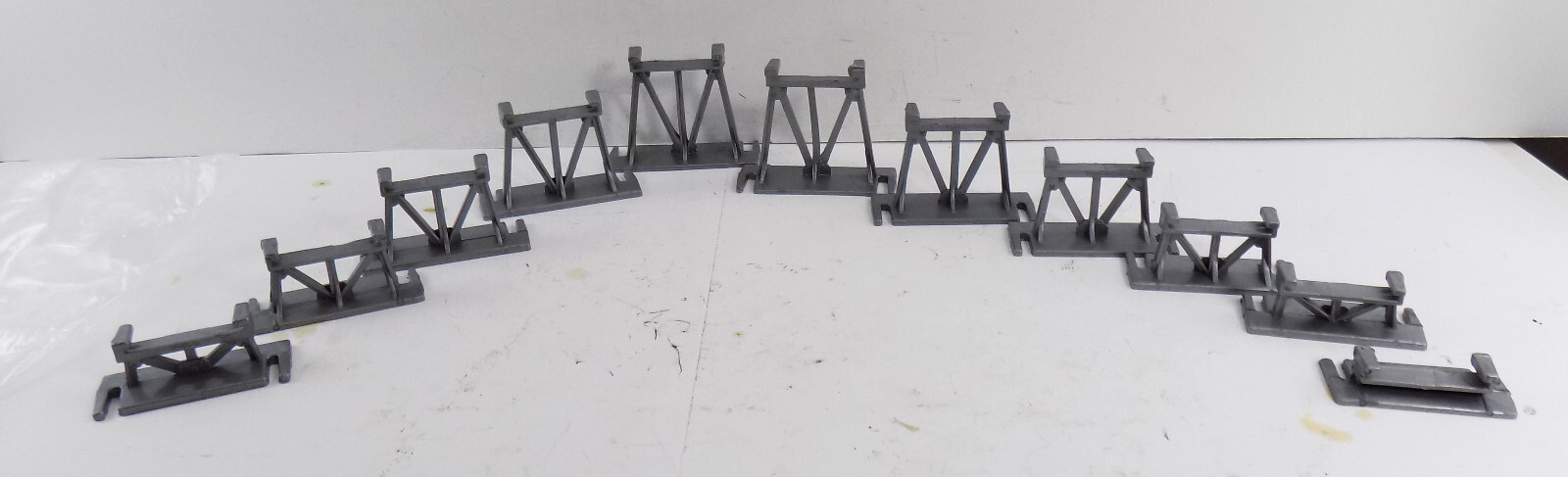 HO SCALE / TRESTLE SET / GRAY PLASTIC / BRIDGES / PARTS / TRACK ...
