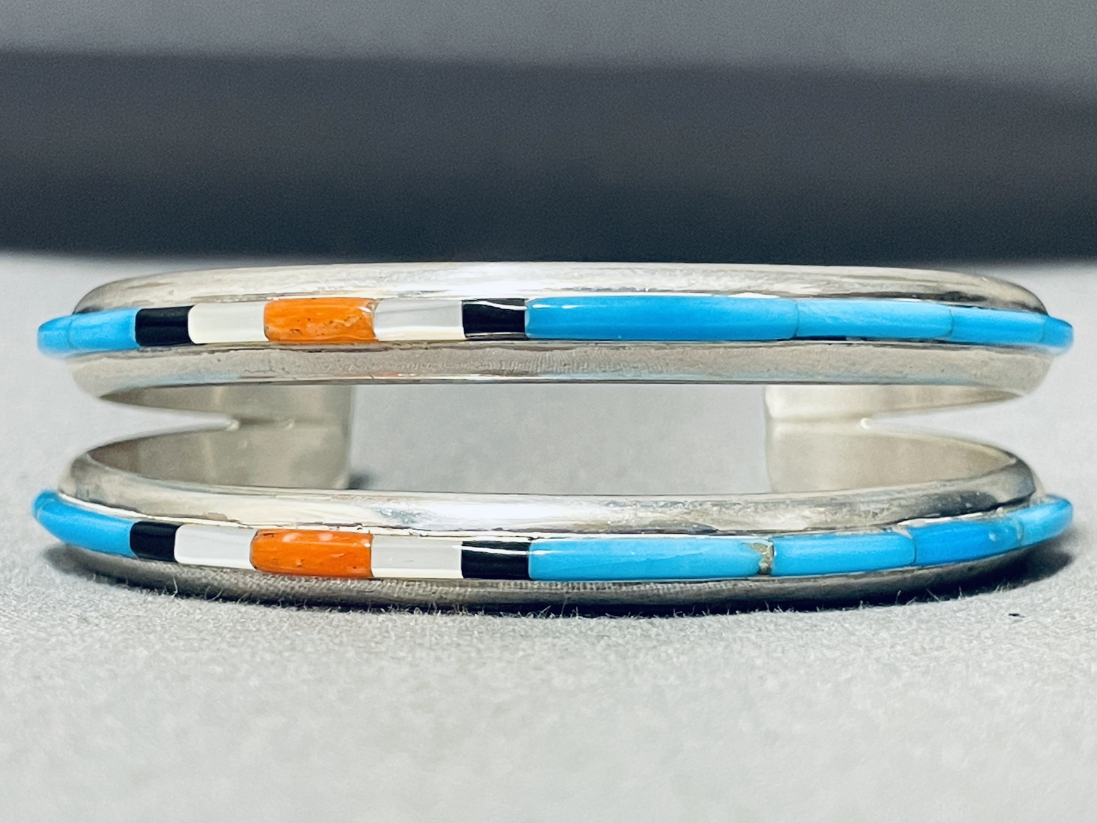 VERY RARE SPLIT SHANK ZUNI TURQUOISE INLAY STERLING S… - Gem