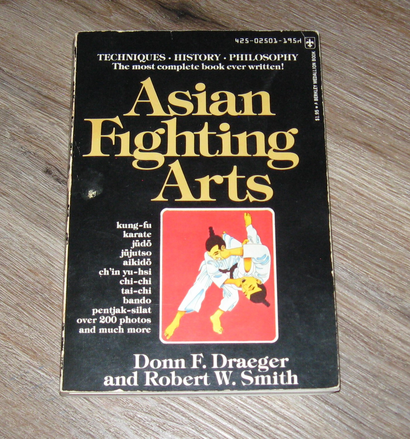 1974 Asian Fighting Arts BOOK Donn F Draeger KARATE Martial Arts ...