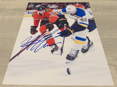 MacKenzie Entwistle NHL Chciago Blackhawks Autographed Signed 8X10 ...